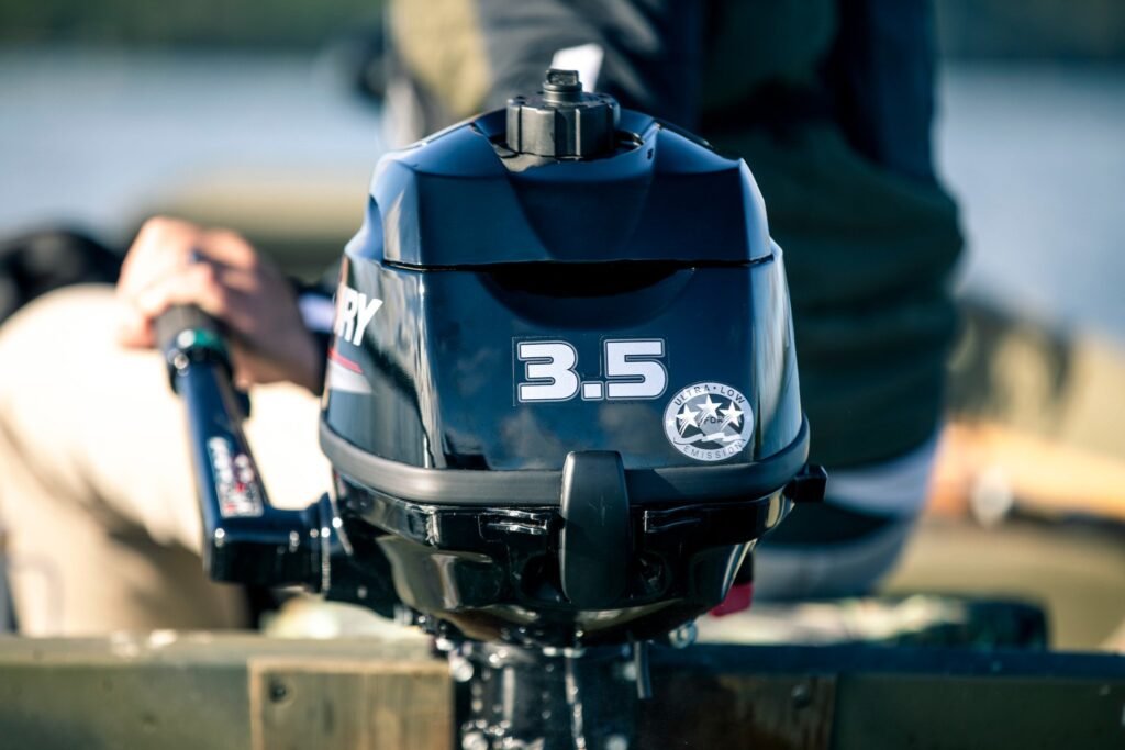 Mercury Outboard Motor 15 HP Range - 3.5HP MH FourStroke $1250